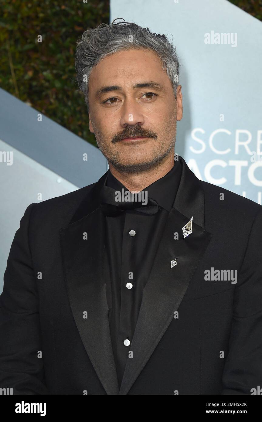 Taika Waititi arrives at the 26th annual Screen Actors Guild Awards at ...