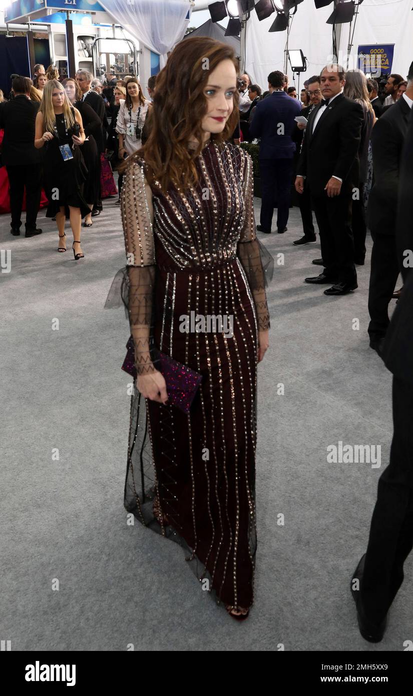 Alexis Bledel arrives at the 26th annual Screen Actors Guild Awards at ...