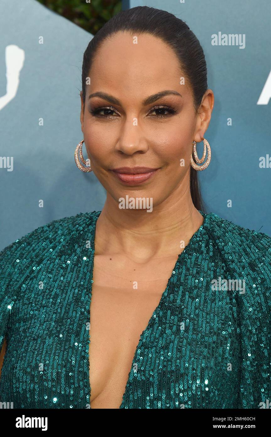 Amanda Brugel arrives at the 26th annual Screen Actors Guild Awards at ...
