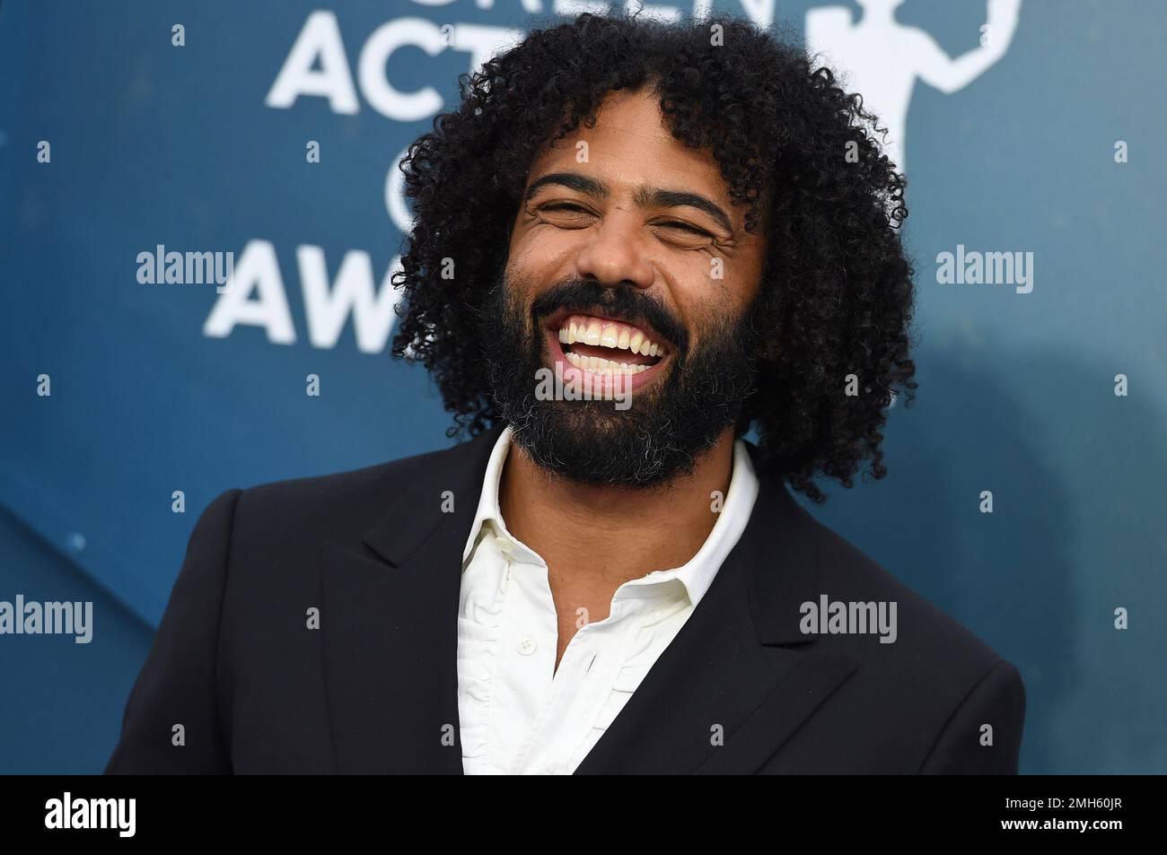 Daveed Diggs arrives at the 26th annual Screen Actors Guild Awards at ...