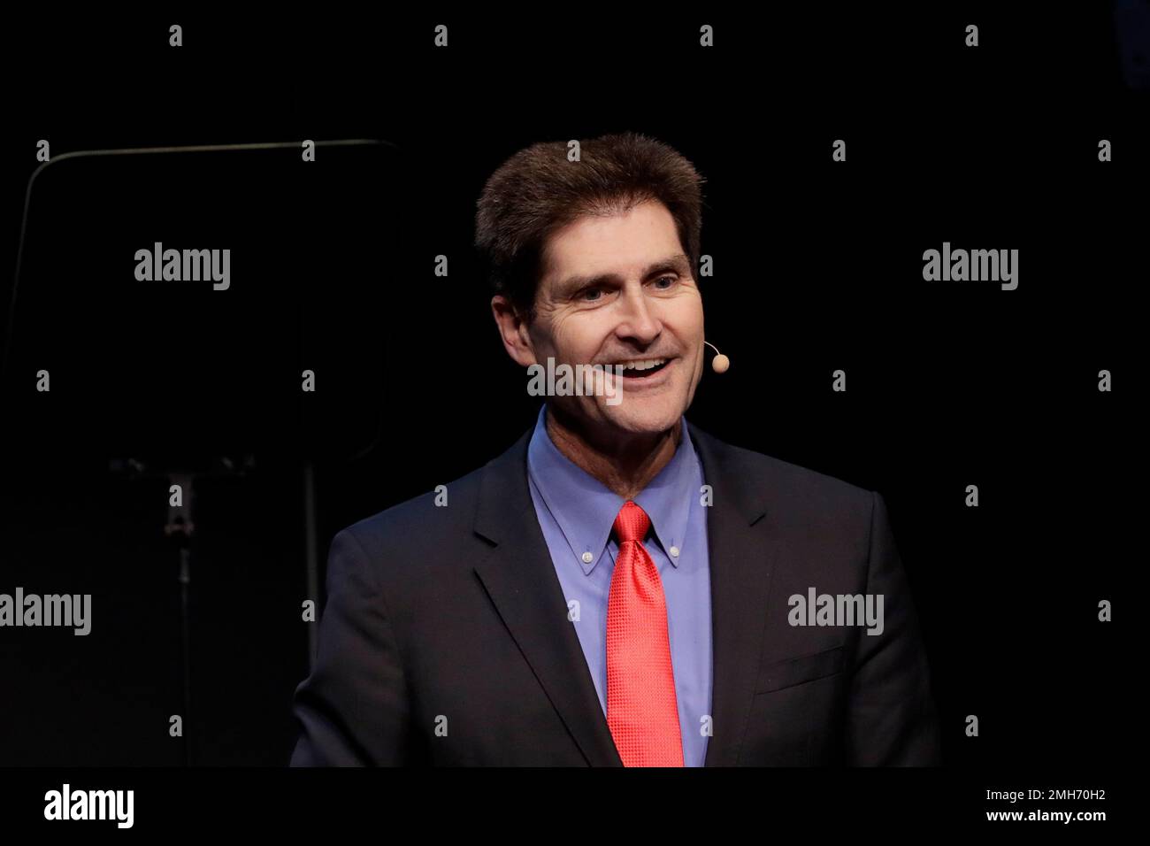 Carl Guardino introduces Secretary of State Mike Pompeo at the ...