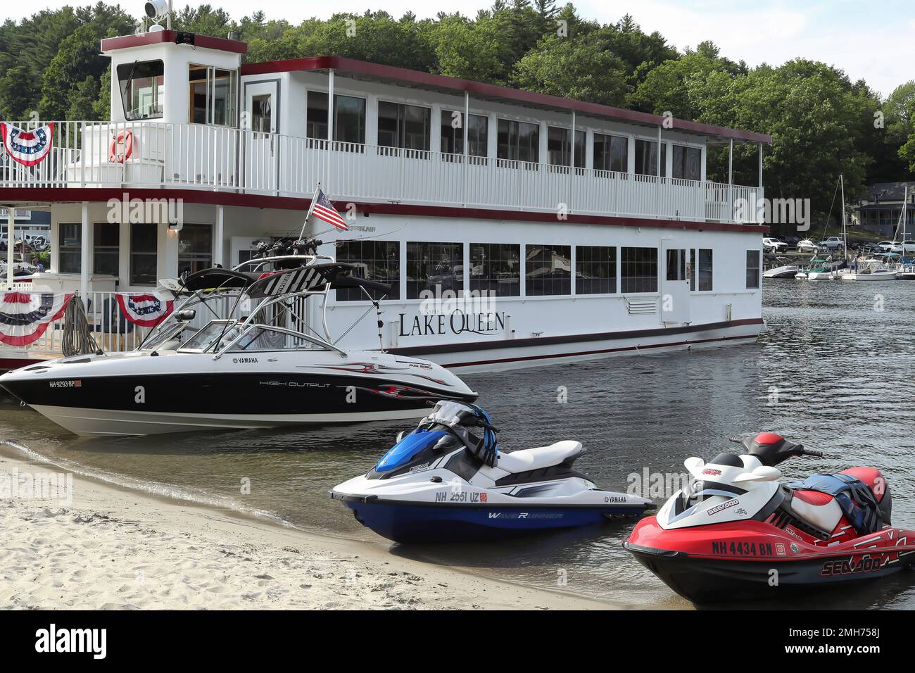 Gazebo underwater hi-res stock photography and images - Alamy