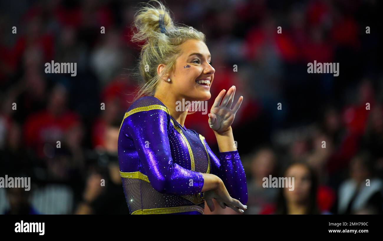LSU gymnast Sarah Edwards competes against Georgia during an NCAA ...