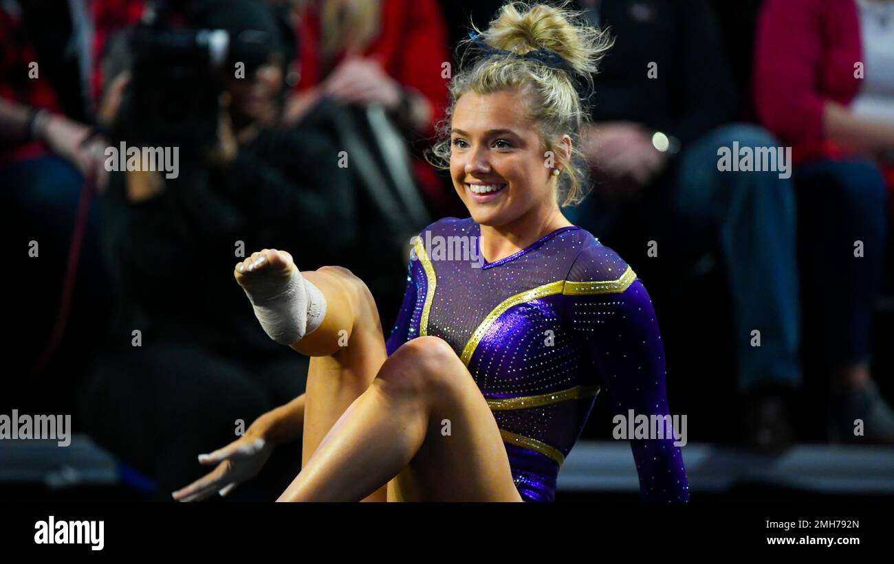 LSU gymnast Sarah Edwards competes against Georgia during an NCAA ...