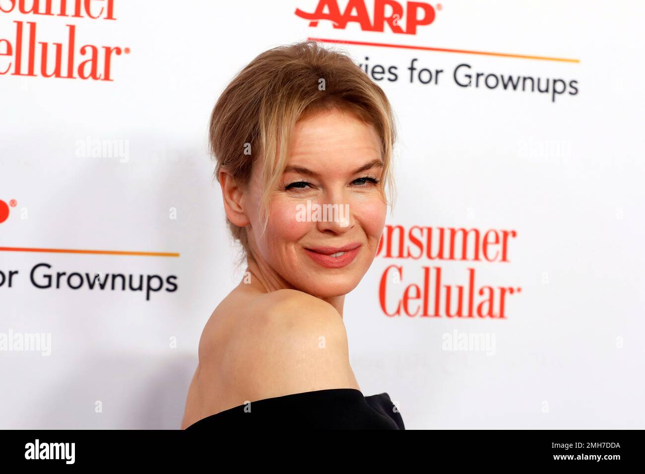 Renee Zellweger attends the AARP 19th Annual Movies For Grownups Awards ...