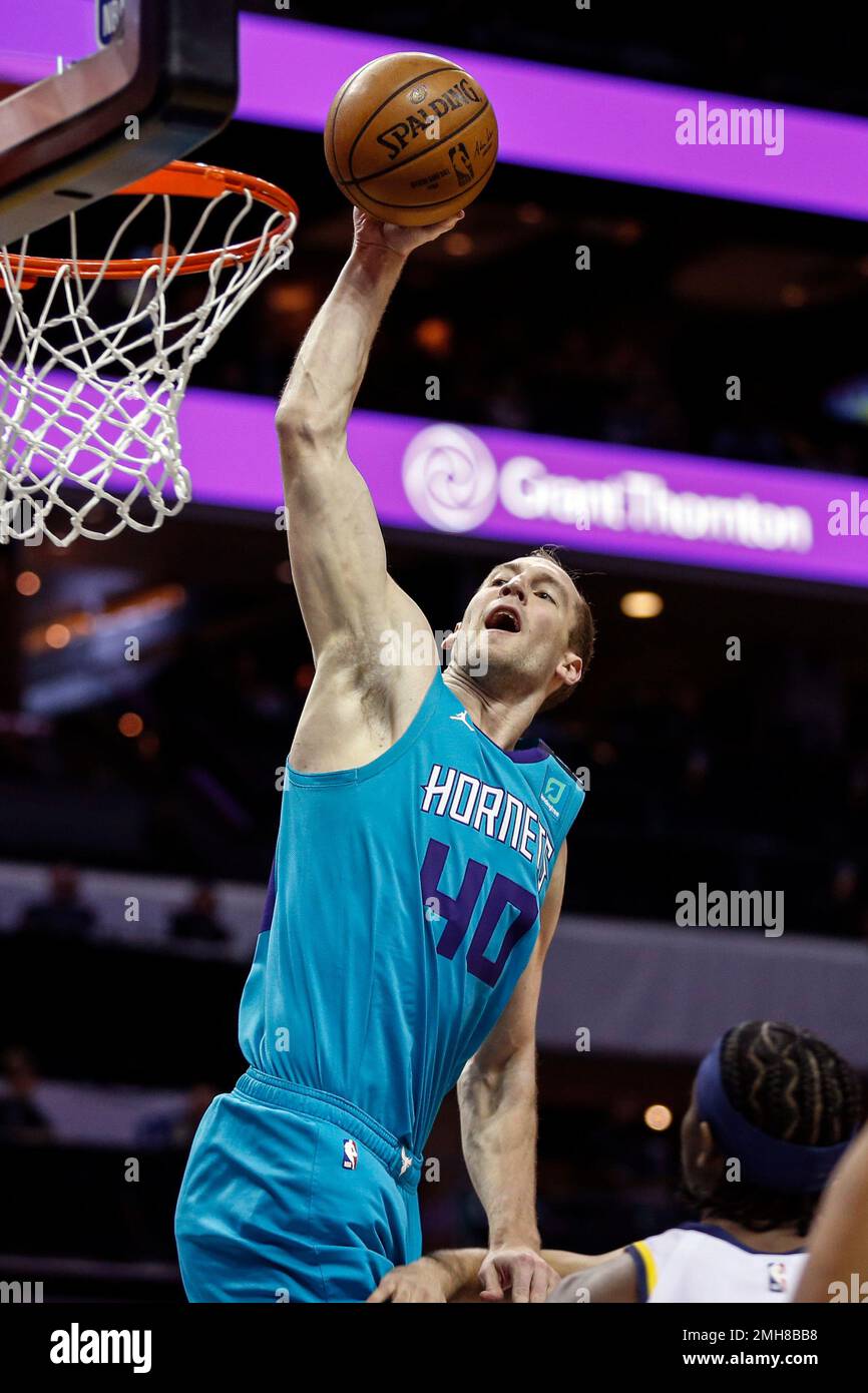Charlotte Hornets forward Cody Zeller dunks against the Indiana Pacers ...