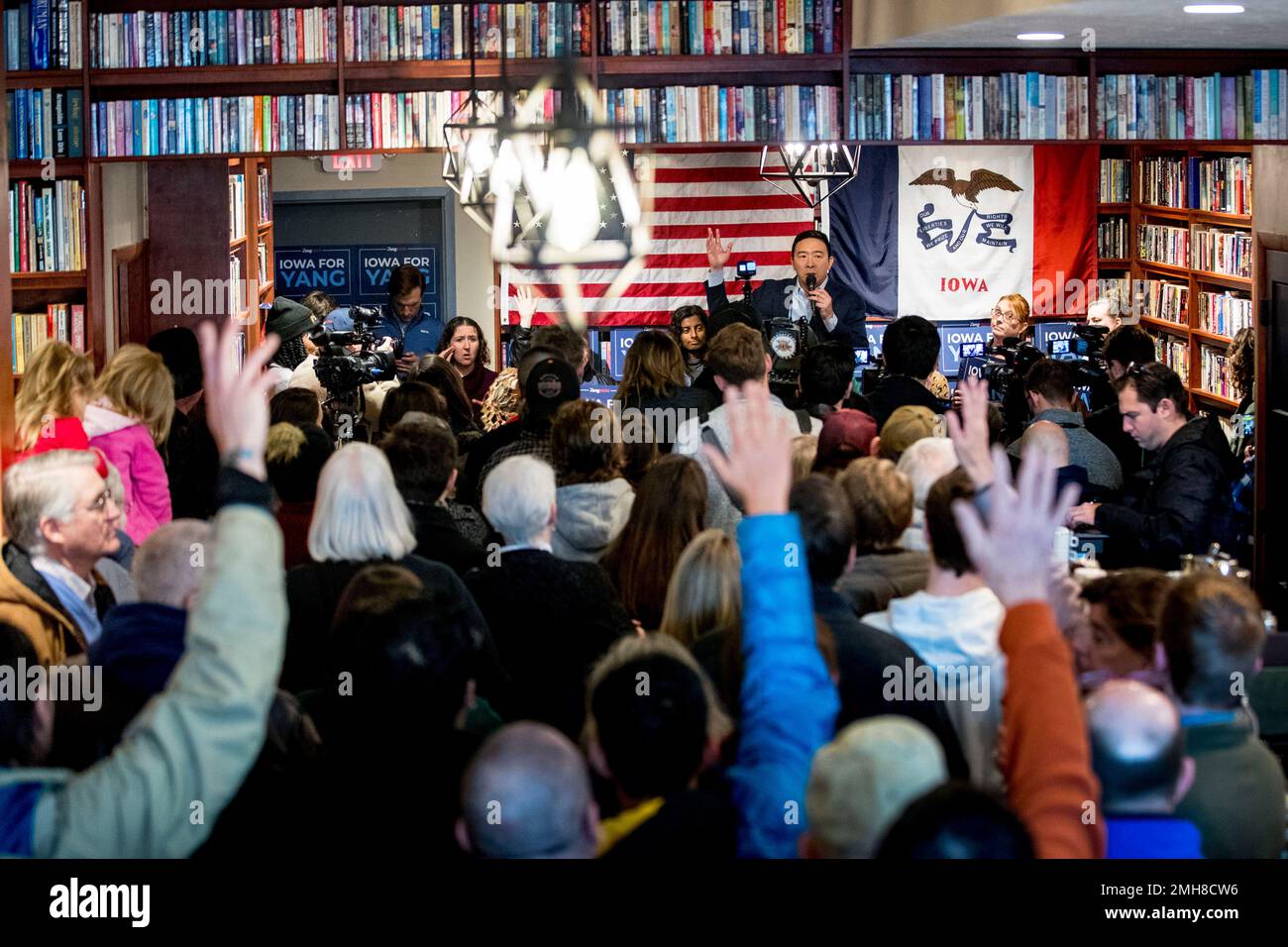 Democratic presidential candidate Andrew Yang speaks at a campaign ...
