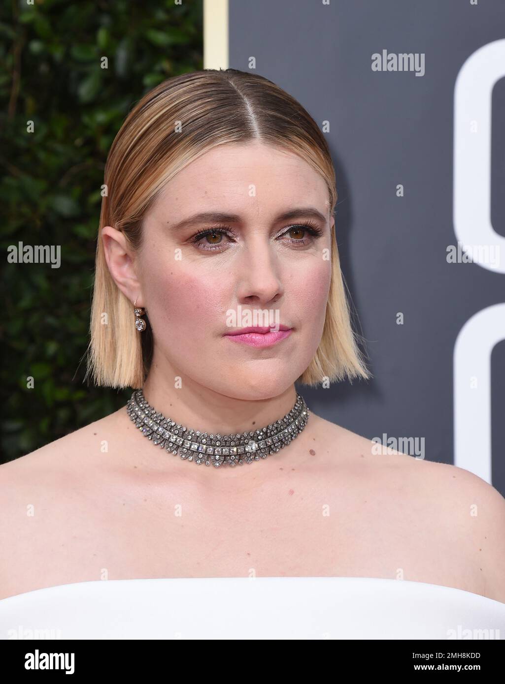 Greta Gerwig arrives at the 77th annual Golden Globe Awards at the ...