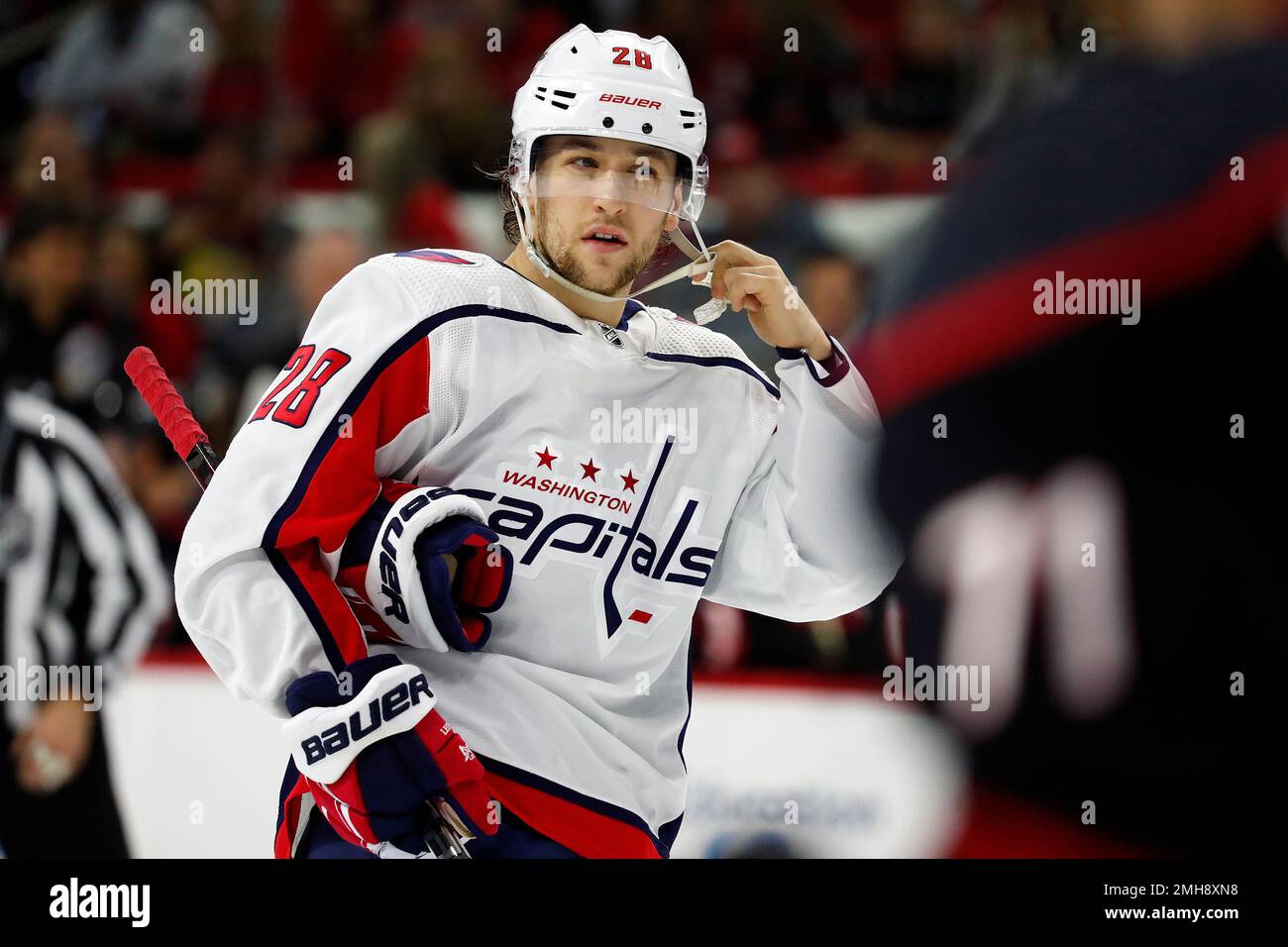 Washington Capitals' Brendan Leipsic (28) prepares for a face-off ...