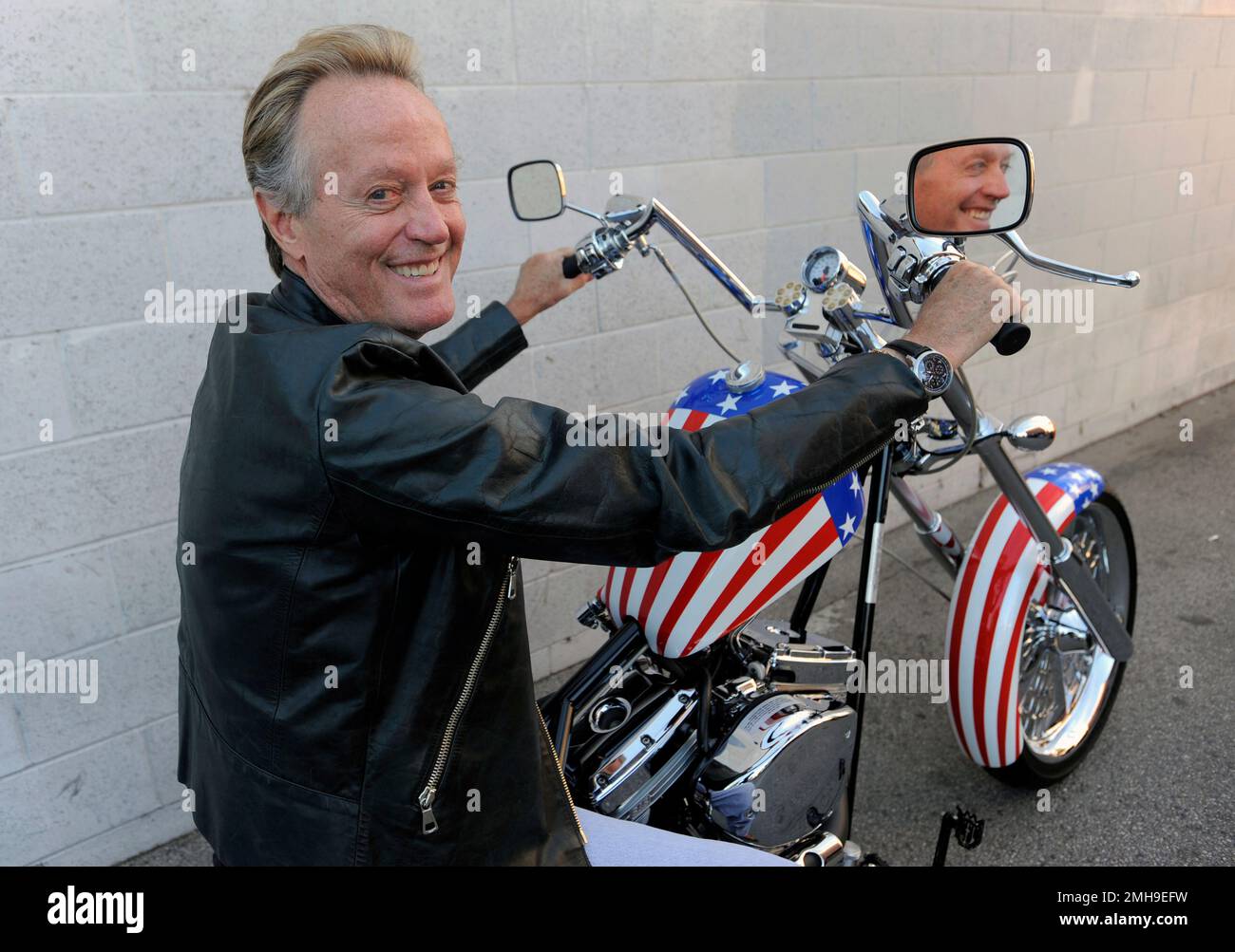 Actor Peter Fonda, star of the 1969 counterculture film "Easy Rider ...