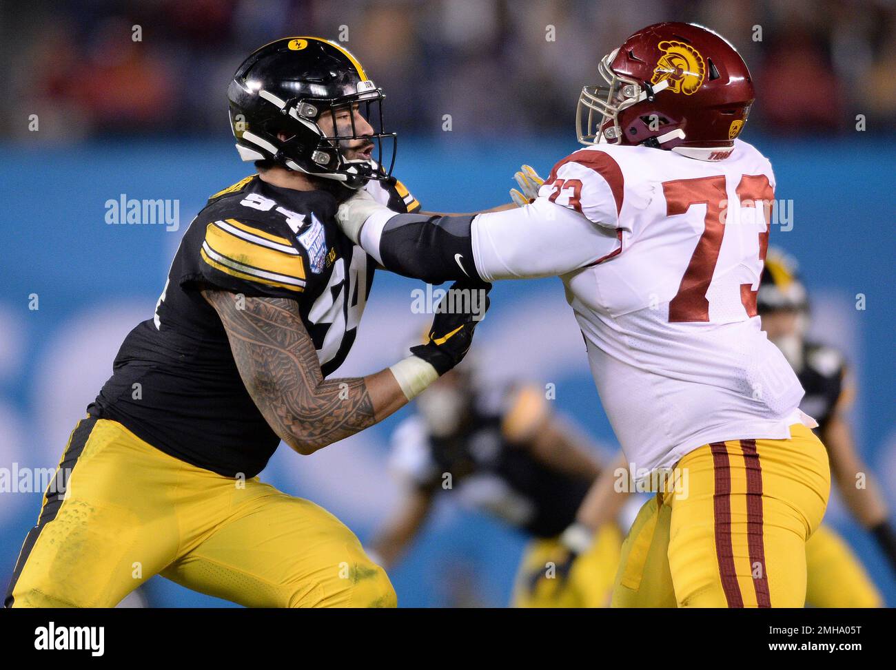 Iowa defensive end A.J. Epenesa (94) works against Southern California ...