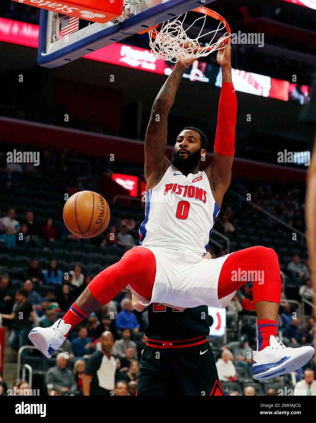 Andre Drummond Dunk Pistons