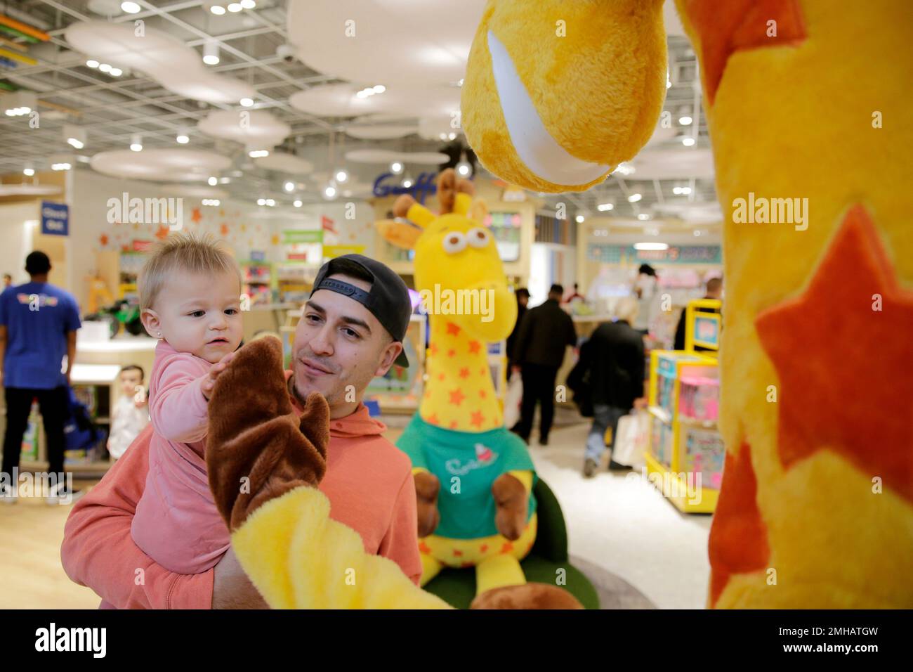 In this Dec. 9, 2019, photo Chris Rogan and his daughter Renee, 9 ...