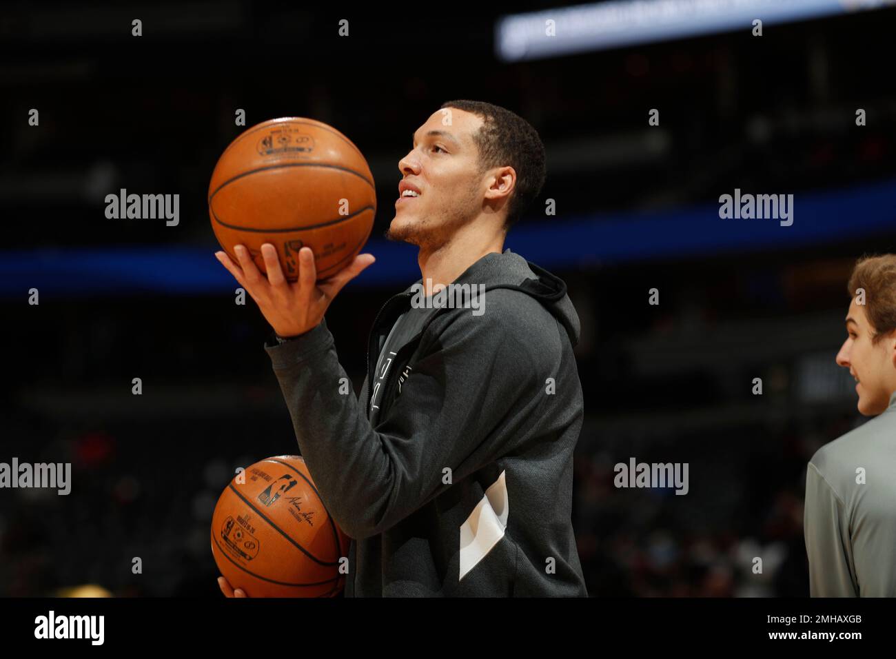 Orlando Magic forward Aaron Gordon (00) in the first half of an NBA ...