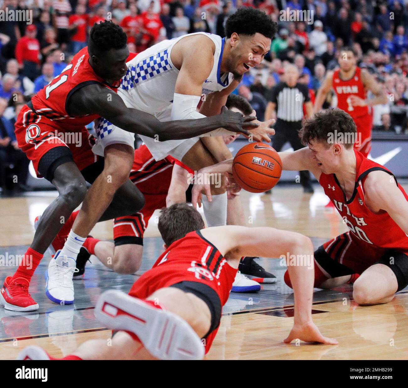 Utah's Both Gach, left, Kentucky's EJ Montgomery, center, and Utah's ...