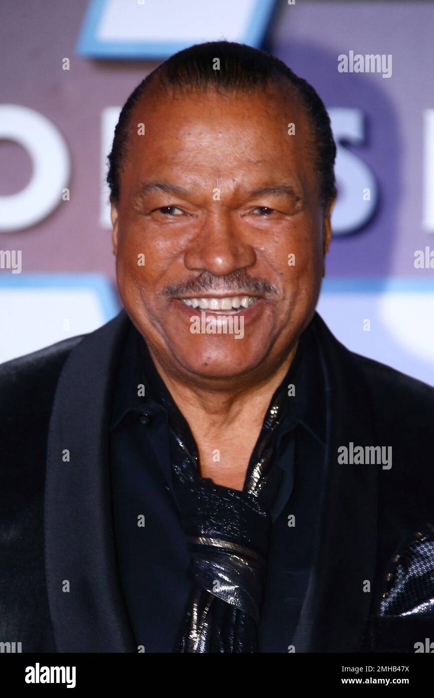 Actor Billy Dee Williams poses for photographers upon arrival at the ...