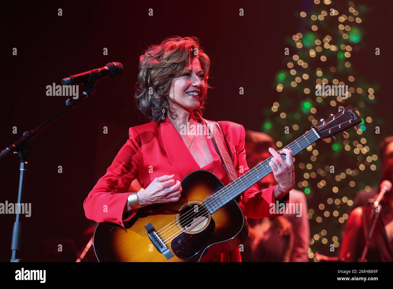 Amy Grant performs at Christmas at the Ryman at Ryman Auditorium, on ...
