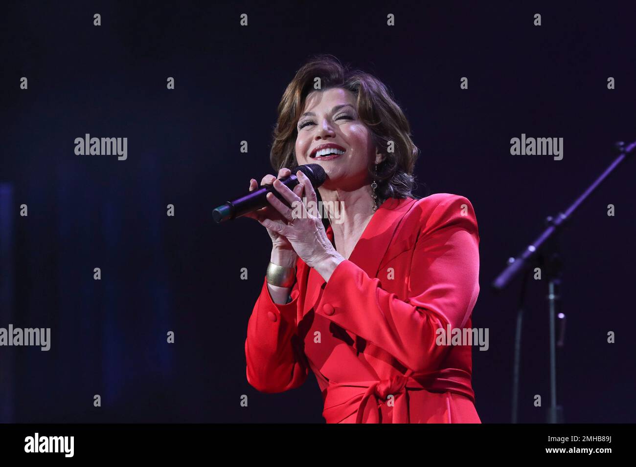 Amy Grant performs at Christmas at the Ryman at Ryman Auditorium, on ...