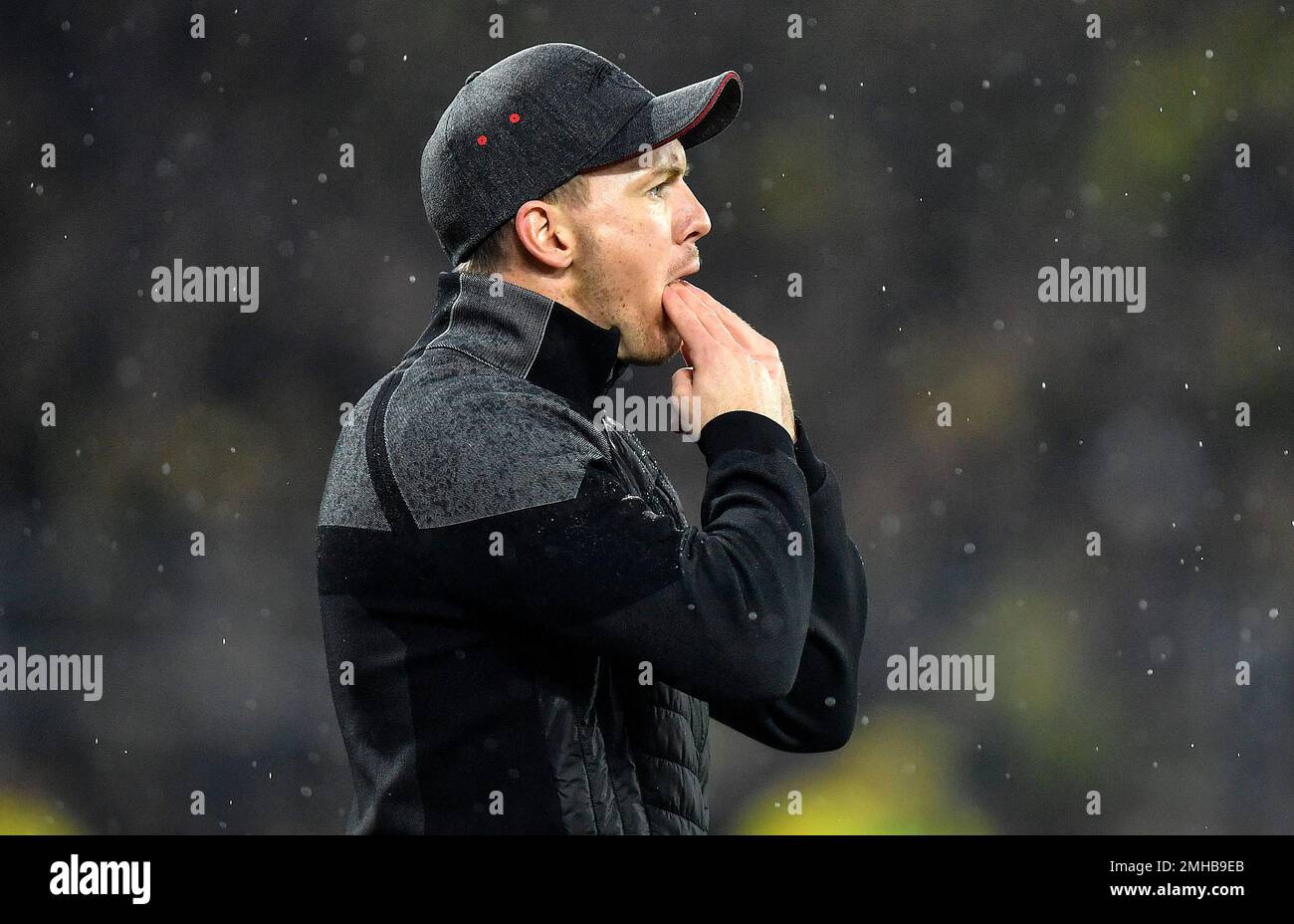 Leipzig's manager Julian Nagelsmann reacts to his players during the ...