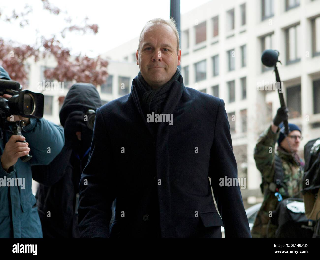 Former Deputy Trump campaign aide Rick Gates arrives to the federal ...