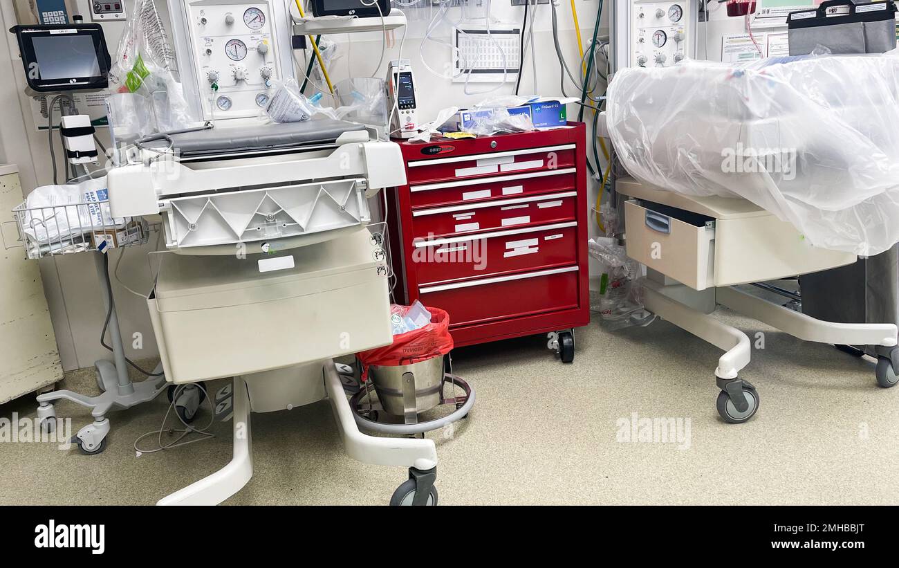 Hospital Monitors anesthesia machine blood pressure oxygen level heart ...