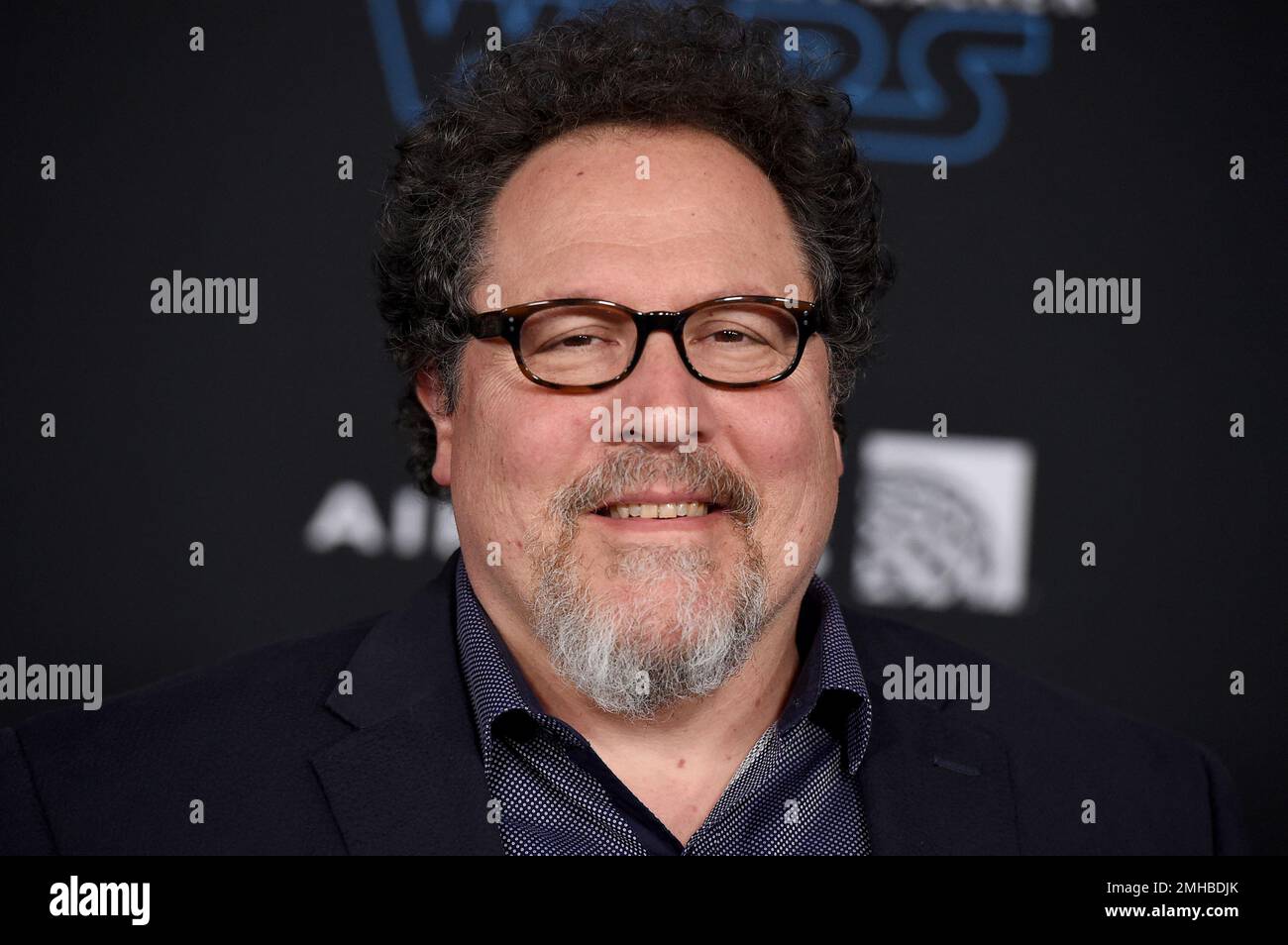 Jon Favreau arrives at the world premiere of "Star Wars: The Rise of ...