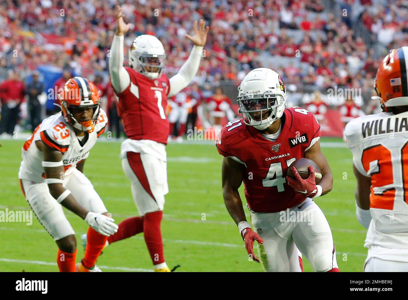 Arizona Cardinals running back Kenyan Drake (41) during an NFL football ...