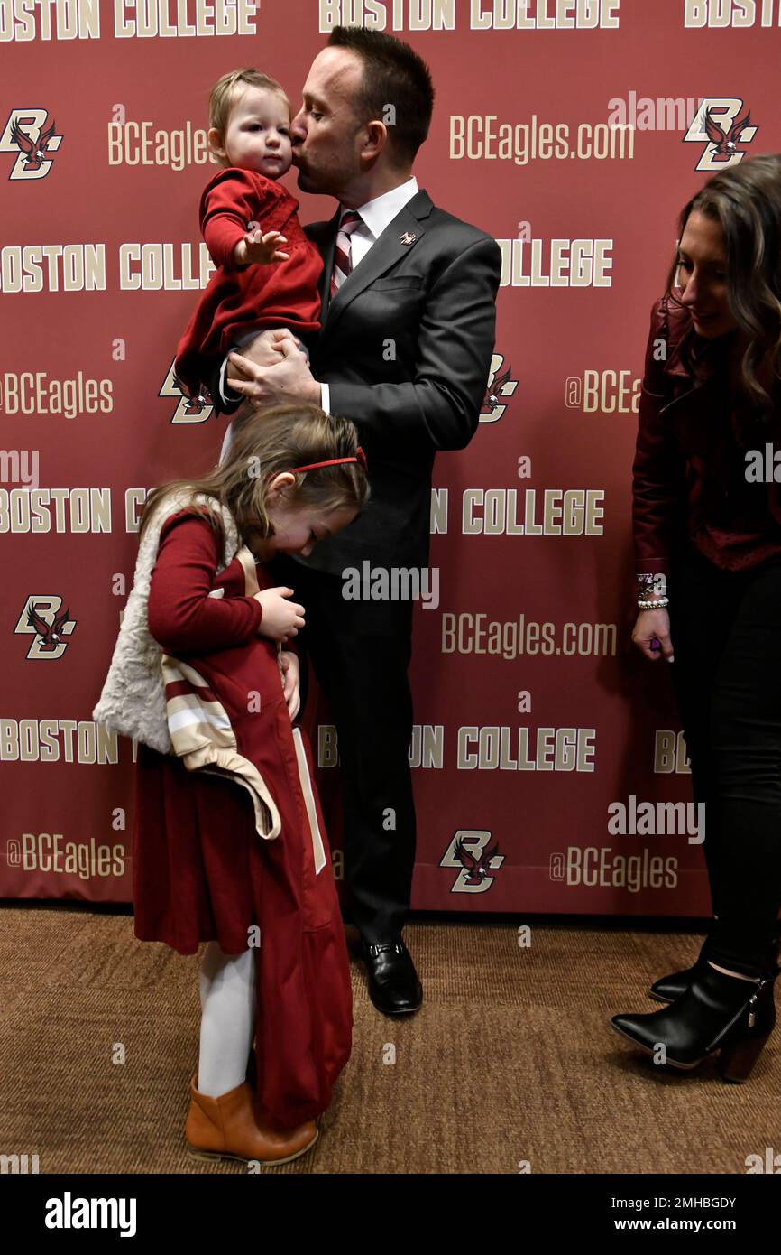 Jeff Hafley, kisses his daughter Leah, 1, as his wife, Gina Hafley and ...