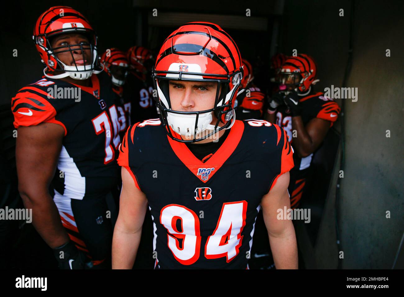 Cincinnati Bengals defensive end Sam Hubbard (94) waits to take the ...