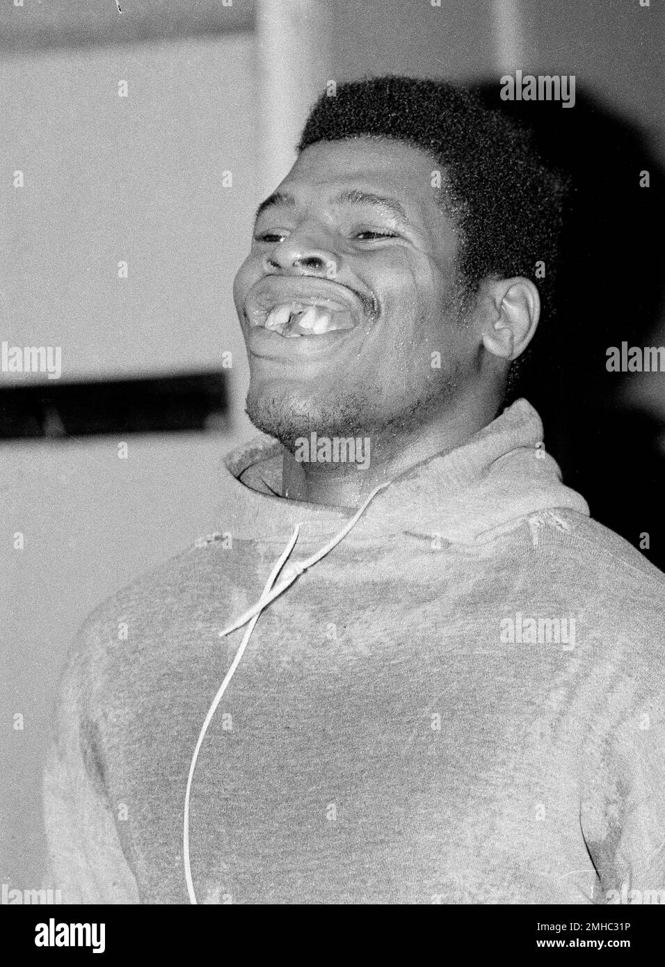 Leon Spinks, who won the Olympic gold medal as a light heavyweight ...