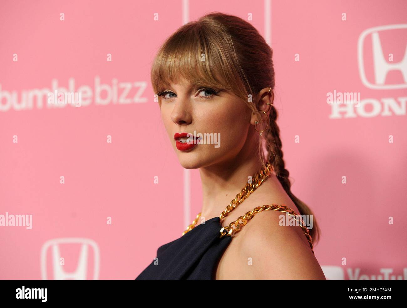 Taylor Swift arrives at Billboard's Women in Music at the Hollywood ...