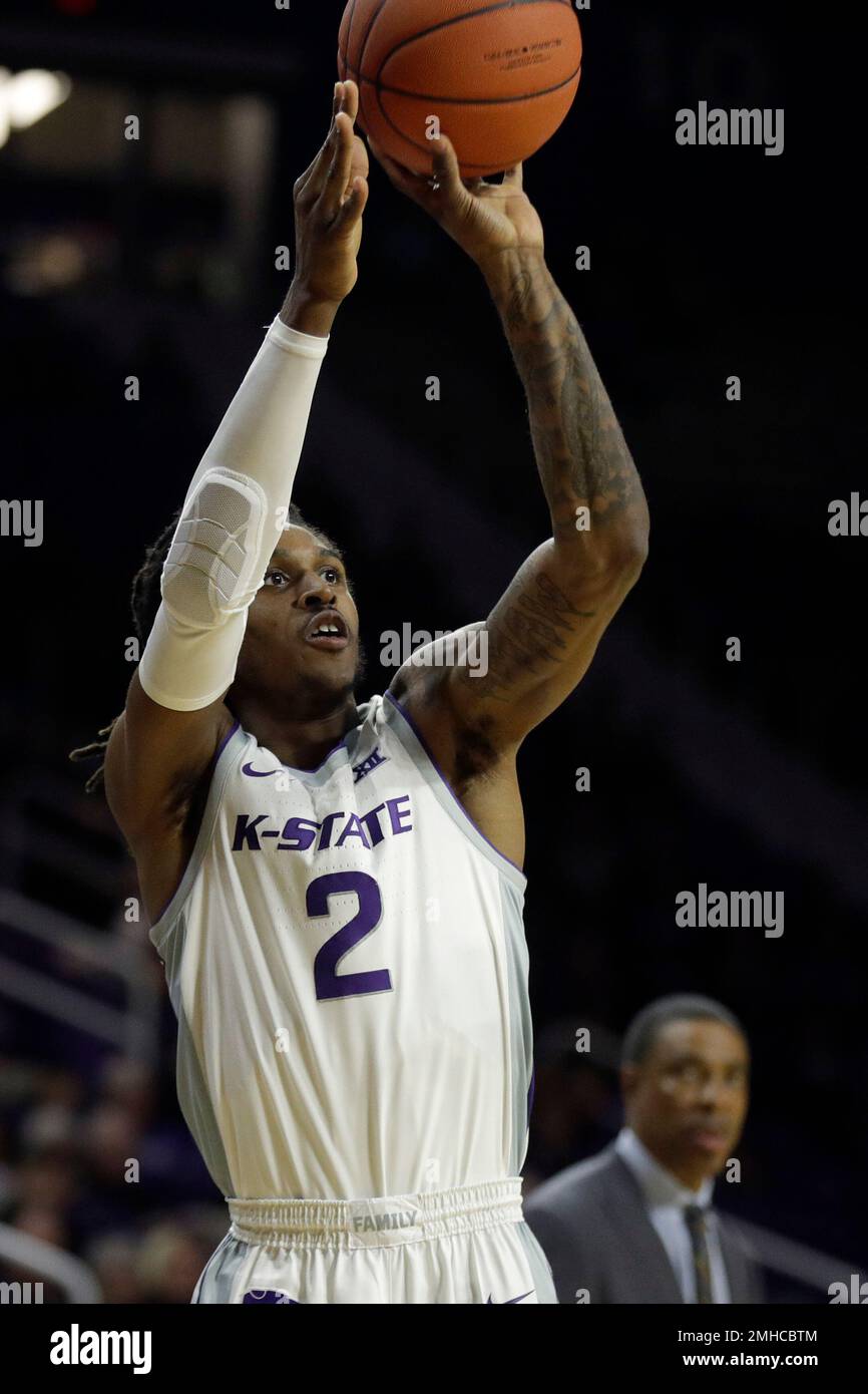 Kansas State's Cartier Diarra shoots a three-point shot during the ...