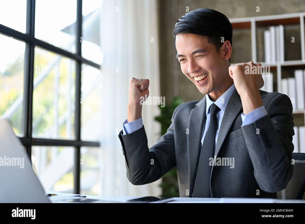 Winning project hi-res stock photography and images - Alamy