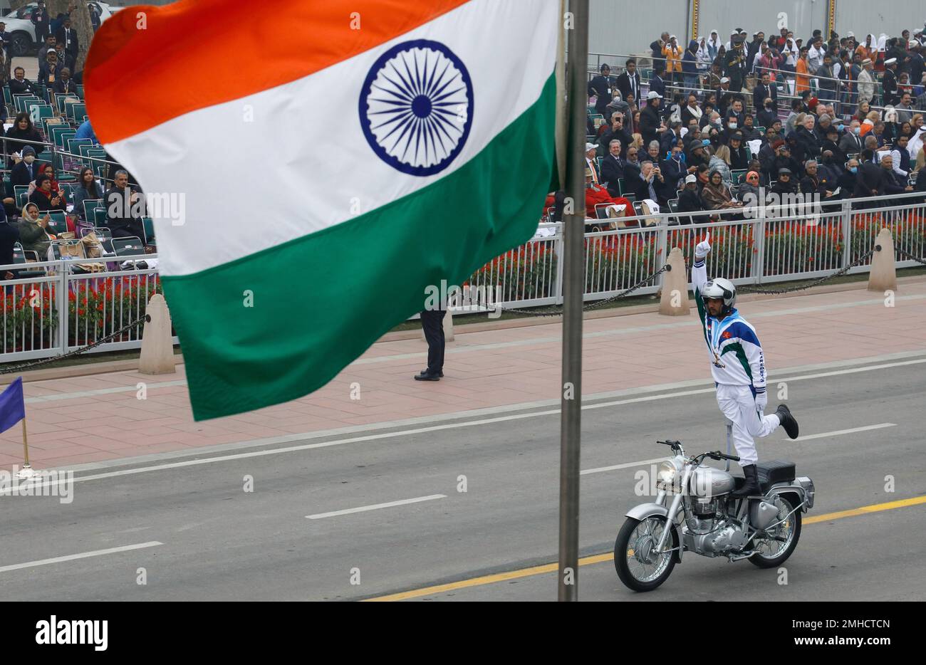 New Delhi, India. 26th Jan, 2023. Indian Army ITBP Daredevil team ...