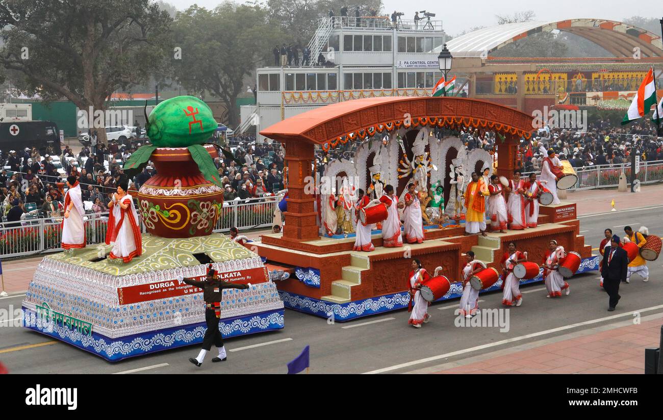 New Delhi, India. 26th Jan, 2023. A tableau from West Bengal seen at ...