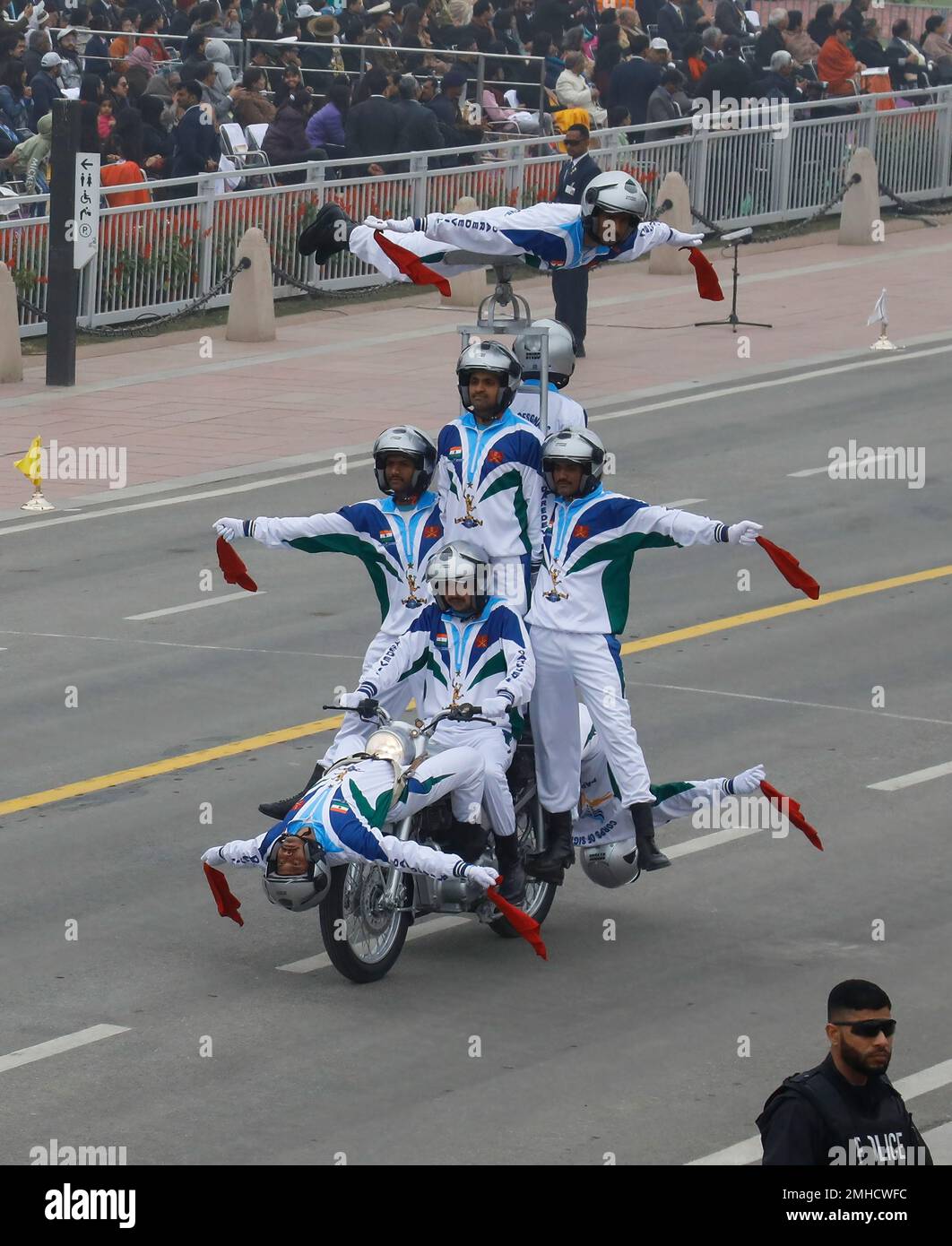 Indian Army ITBP Daredevil team show their skills at Kartavya Path ...