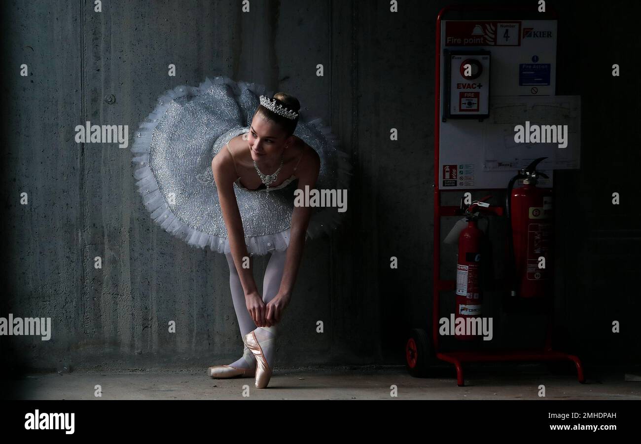Ballet dancer Erin King of Ballet Central prepares to pose for photos ...