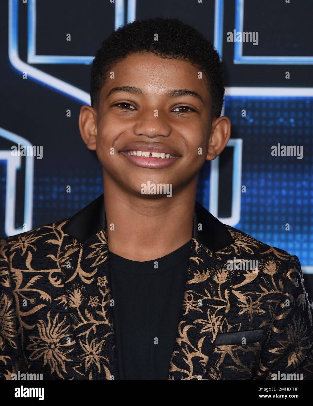 Lonnie Chavis arrives at the world premiere of "Spies in Disguise" at ...