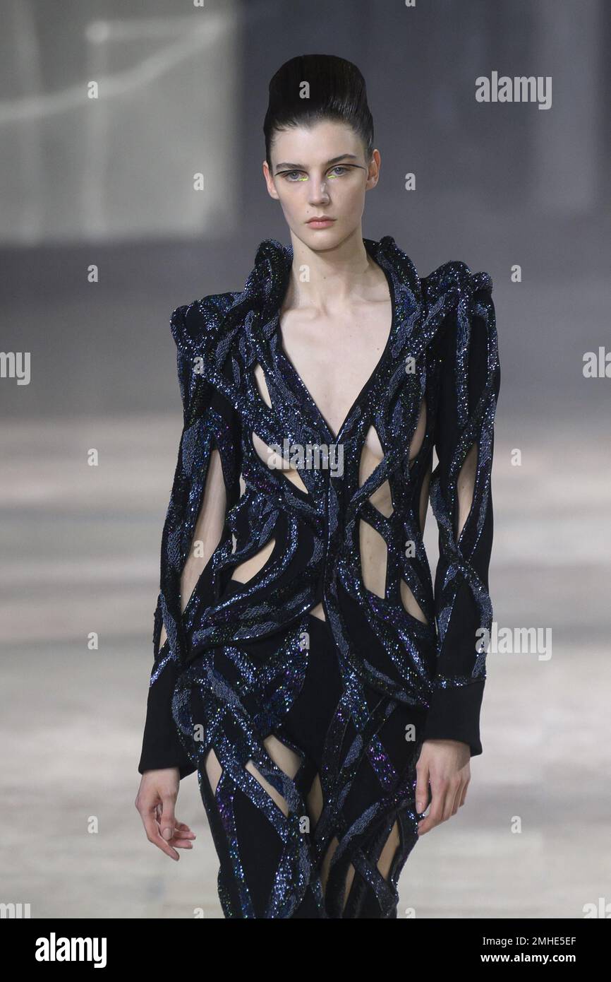A model walks the runway during the Gaurav Gupta Haute Couture 2023 ...