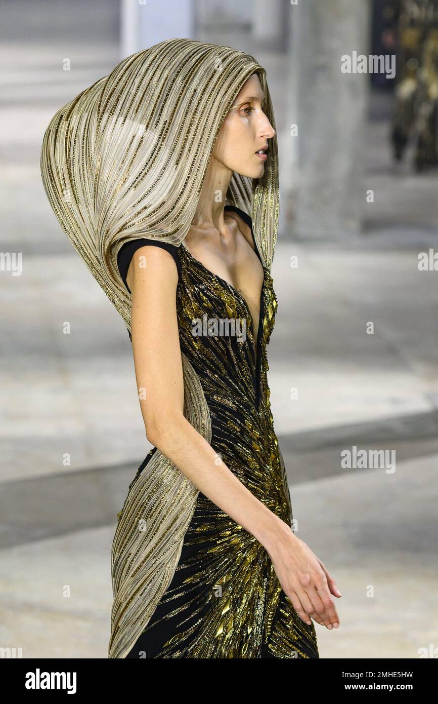 Anna Cleveland walks the runway during the Gaurav Gupta Haute Couture ...