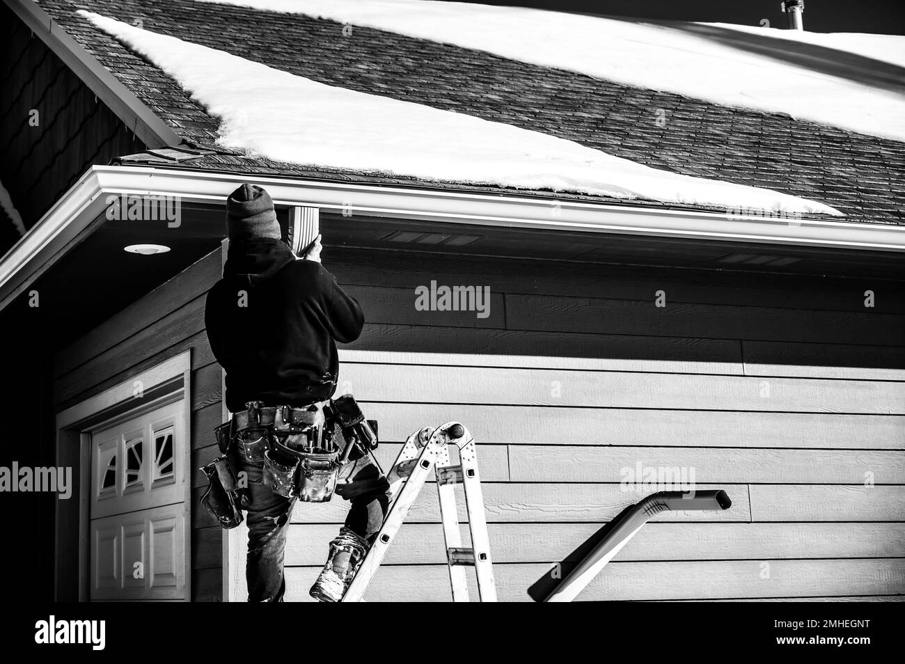 New roof gutter Black and White Stock Photos & Images - Alamy