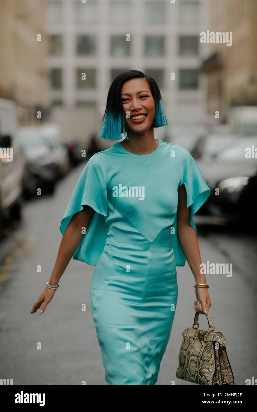 Street style, Molly Chiang arriving at Fendi Spring Summer 2023 Haute ...