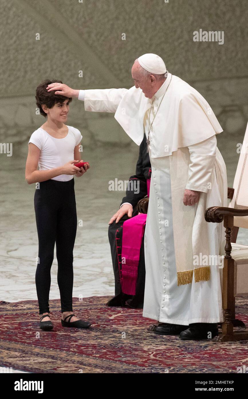 Pope Francis caresses dancer Jorge Garcia Lamelas after his performance ...