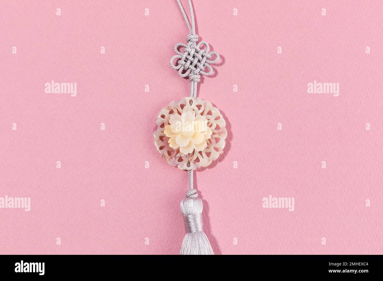 Korean norigae hi-res stock photography and images - Alamy