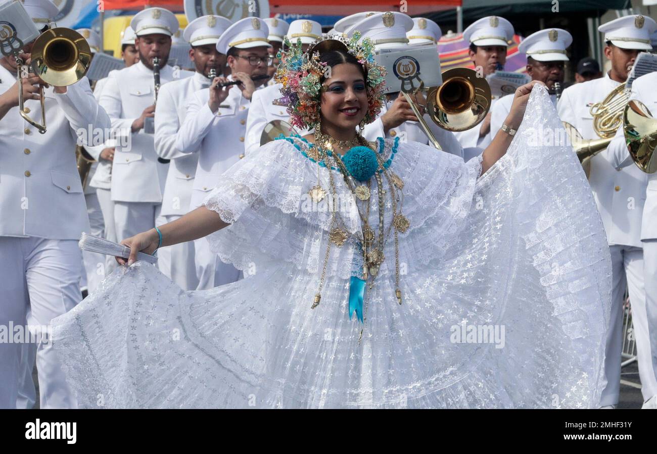A woman wearing the Panamanian traditional style dress known as ...