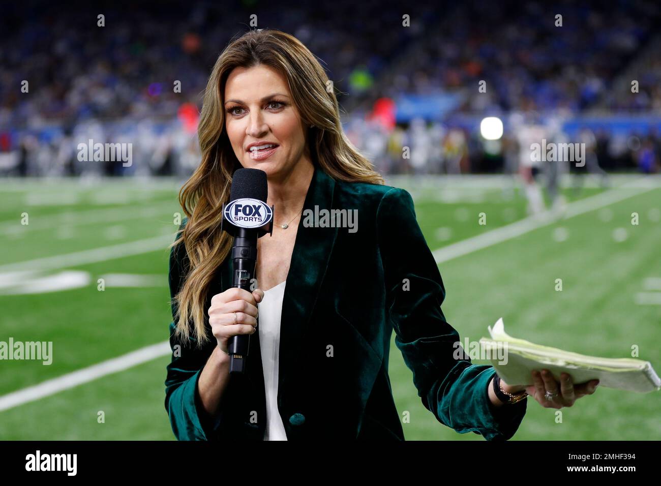 Fox NFL sideline reporter Erin Andrews reports during the second half ...