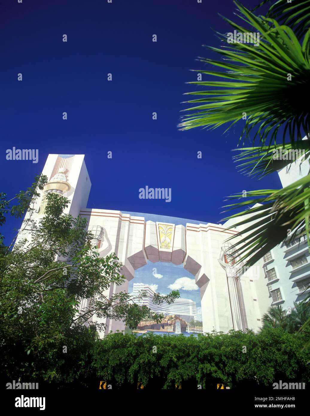 1995 HISTORICAL RICHARD HASS ARC DE TRIOMPHE MURAL FONTAINEBLEAU HILTON ...