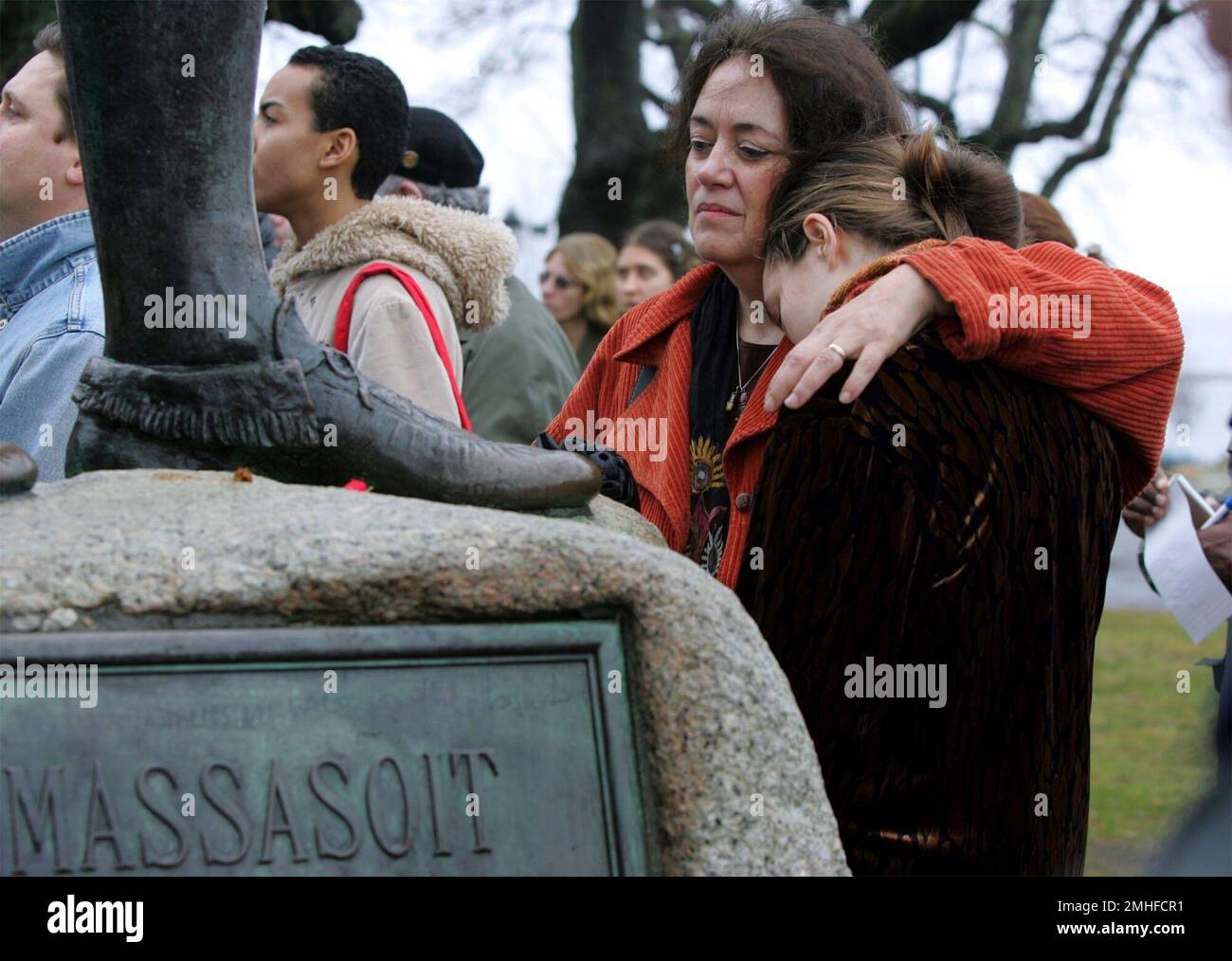 FILE - In this Nov. 25, 2004 file photo, Native American supporter Deborah Theodore, left, of ...
