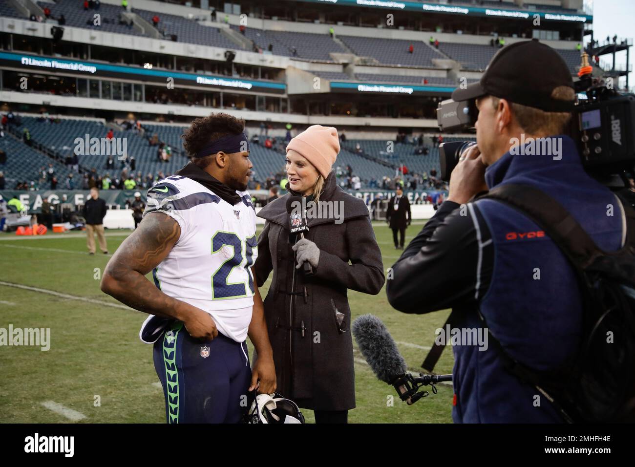 NFL Network reporter Stacey Dales poses interviews Seattle Seahawks ...