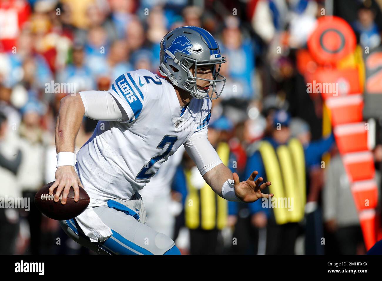 Detroit Lions quarterback Jeff Driskel scrambles against the Washington ...